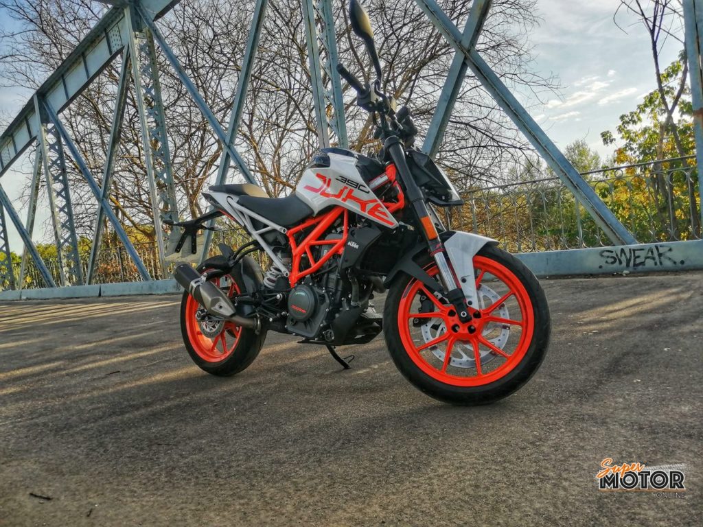 Rodando con la KTM Duke 390 2020 - SuperMotor.Online | Revista del Motor