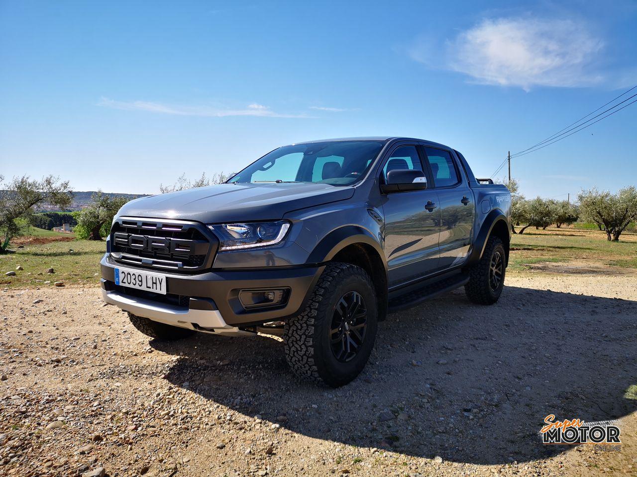 Al volante del Ford Ranger Raptor 2021 - SuperMotor.Online | Revista ...