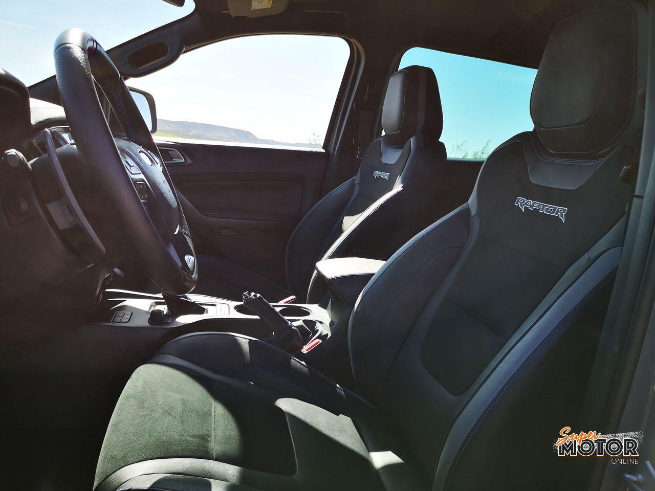 Al volante del Ford Ranger Raptor 2021 – SuperMotor.Online | Revista ...
